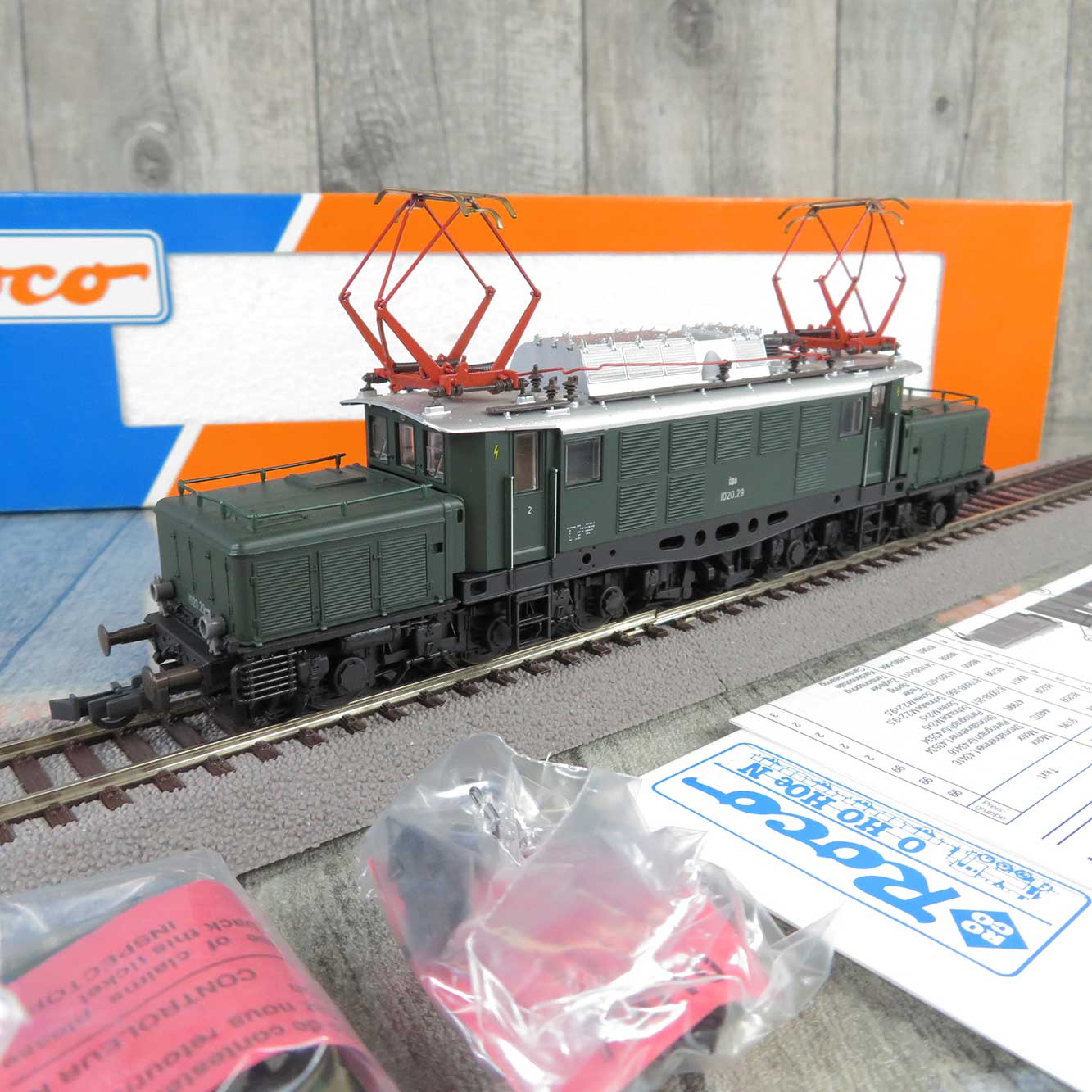 ROCO 43534 - H0 - E-Lok - ÖBB 1020.29 - Analog - OVP - #N18372 | eBay